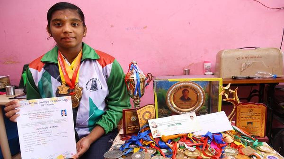 Paramakudi girl aims gold in national meet - The Hindu