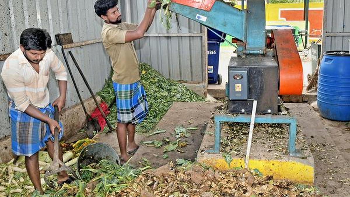 Micro-composting centres, the best bet for Madurai - The Hindu