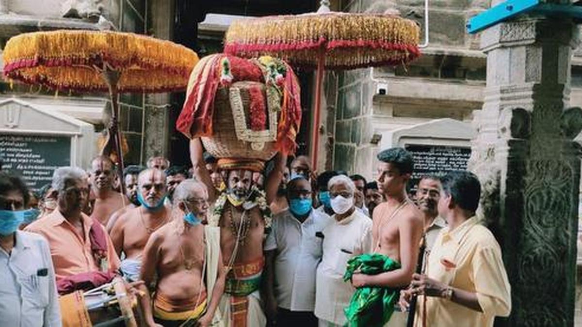 Andal’s garland taken to Tirupati - The Hindu