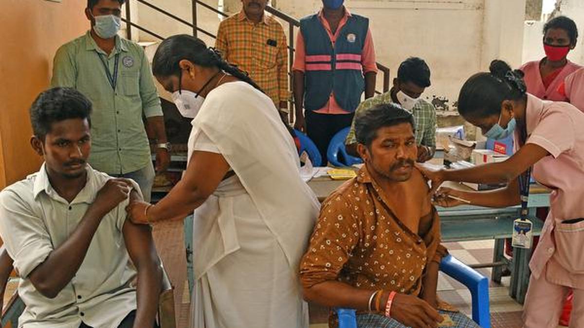 Huge turnout at COVID-19 vaccination camps - The Hindu