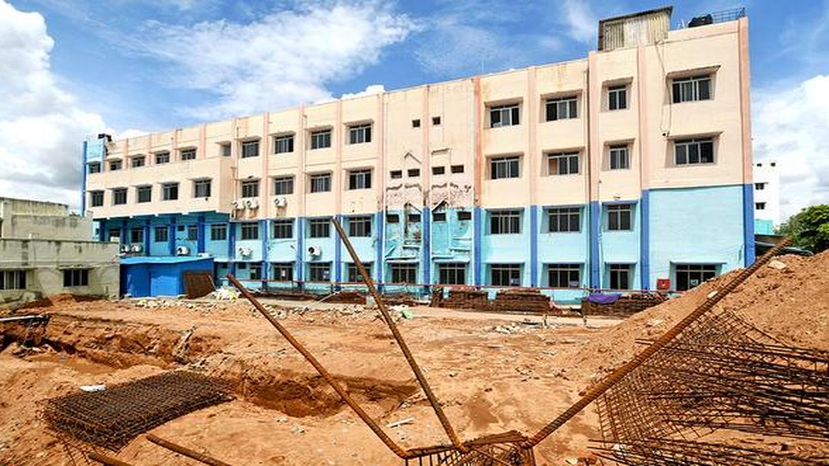 Cramped Usilampatti Govt. Hospital to get some breathing space - The Hindu