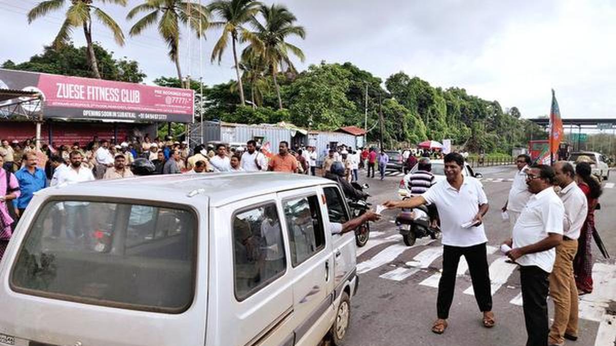 Surathkal Toll Gate protest called off as toll collection from locals ...