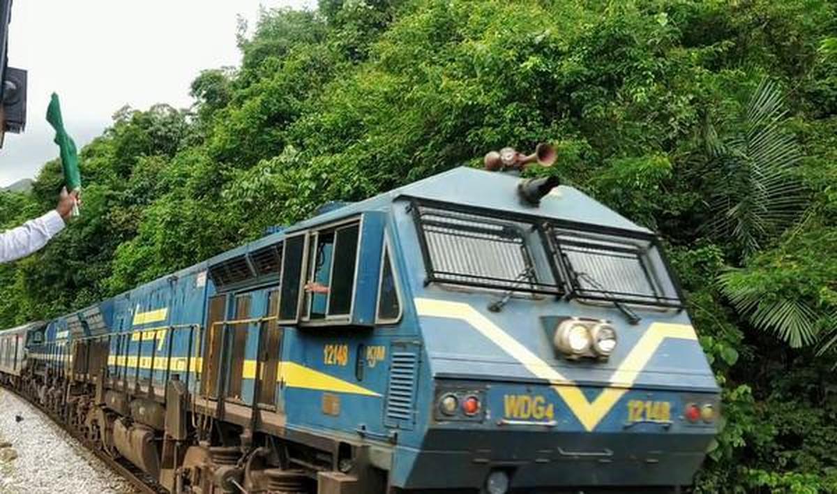 Yeshwantpur-Mangaluru-Karwar day train restored - The Hindu