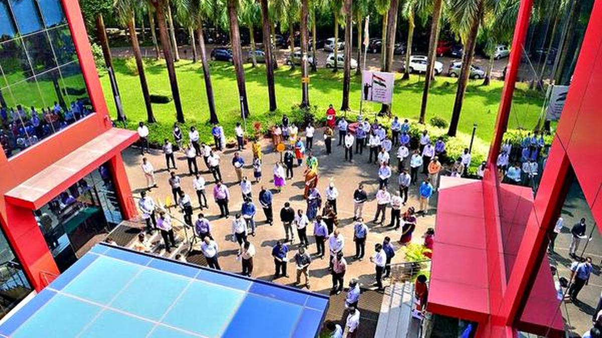 MRPL Vigilance Awareness Week begins with integrity pledge - The Hindu