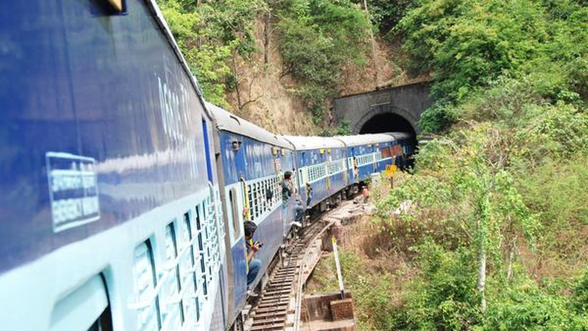 Konkan Rly. says Karwar day train was causing huge loss - The Hindu