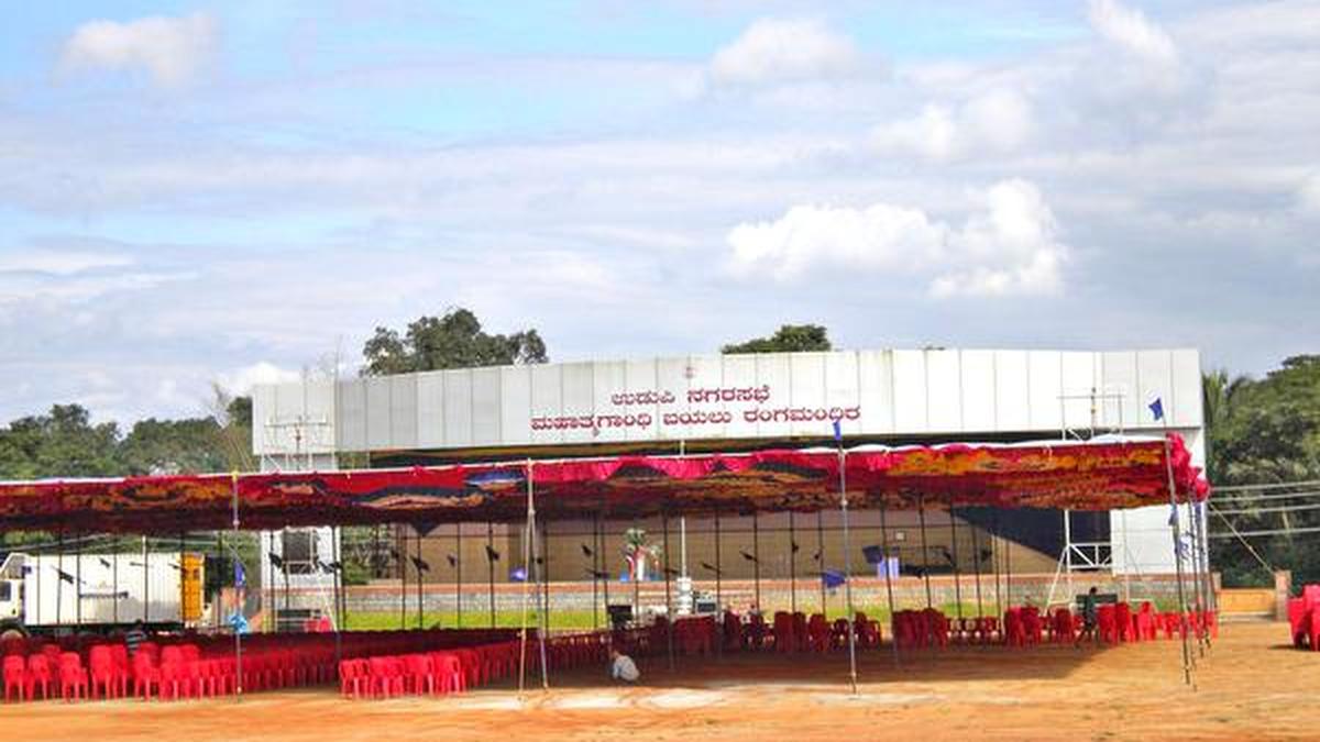 All set for ‘Swabhimani Sangharsha Samavesha’ - The Hindu