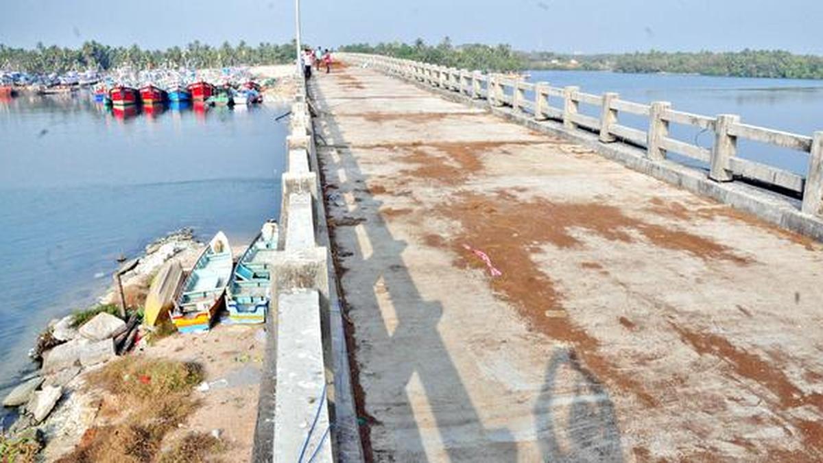 Malpe-Padukere Bridge work in final stages - The Hindu