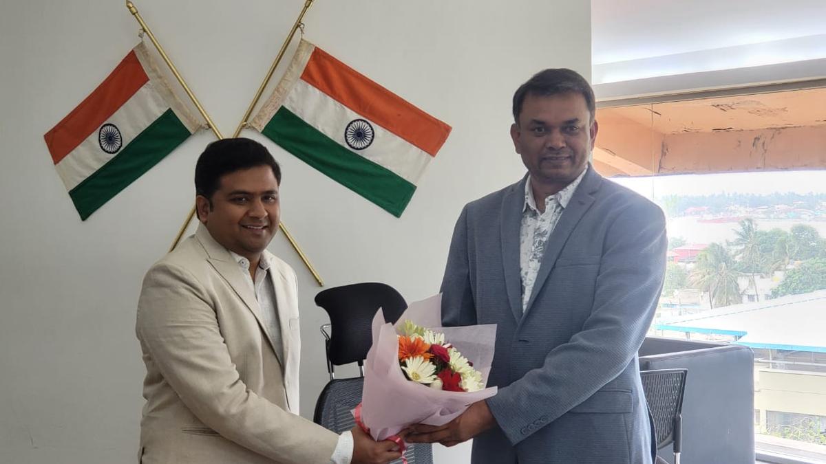 Mullai Muhilan takes charge as Deputy Commissioner of Dakshina Kannada ...