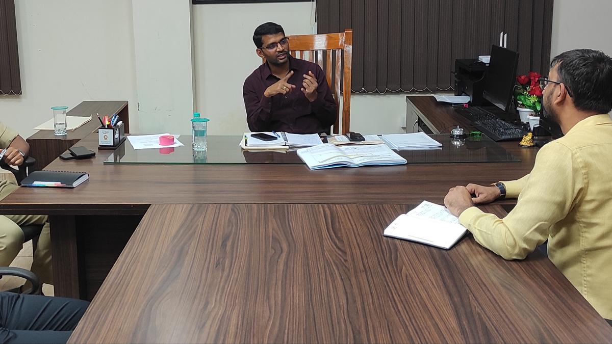 Udupi DC sets 3-day deadline to address landslip risk at Santhekatte ...