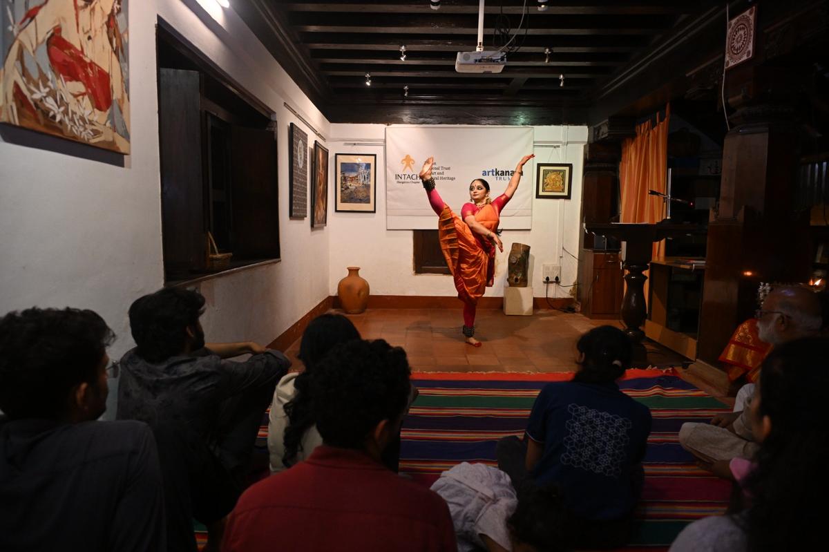 INTACH hosts ‘Natya Chari,’ a special Bharatanatyam demonstration - The ...