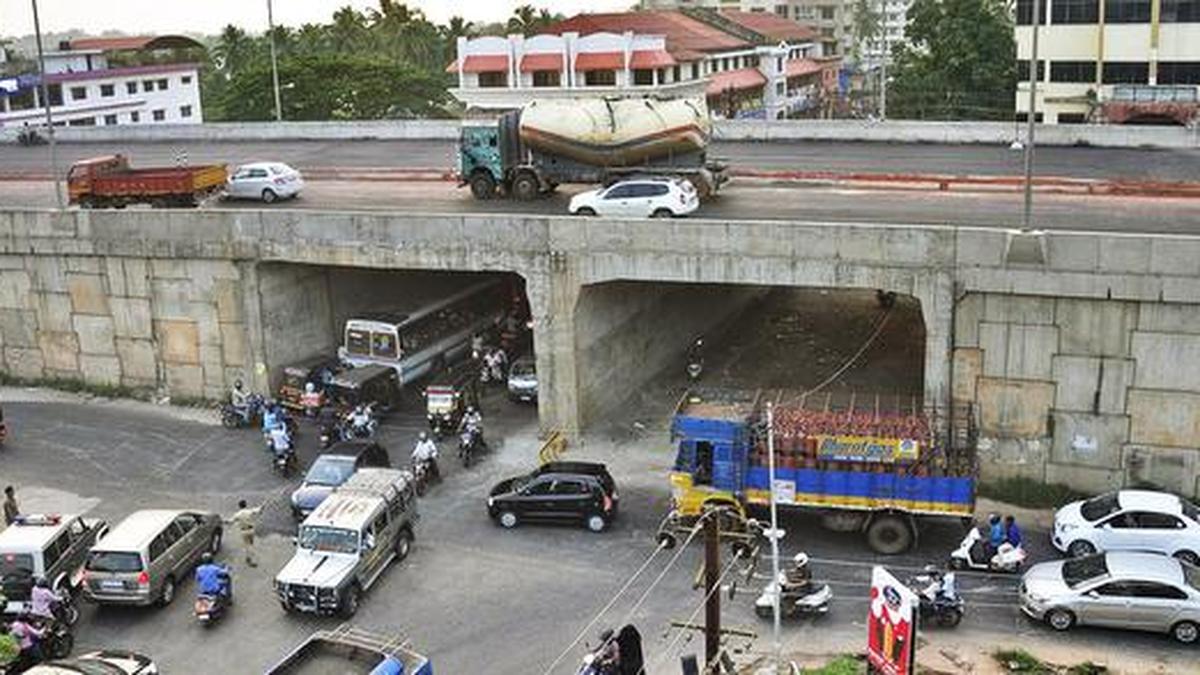 Vehicle underpass thrown open to traffic in Udupi - The Hindu