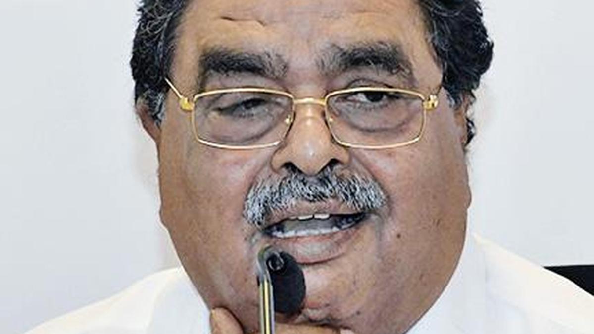 Ramanath Rai opposes merger of three banks - The Hindu