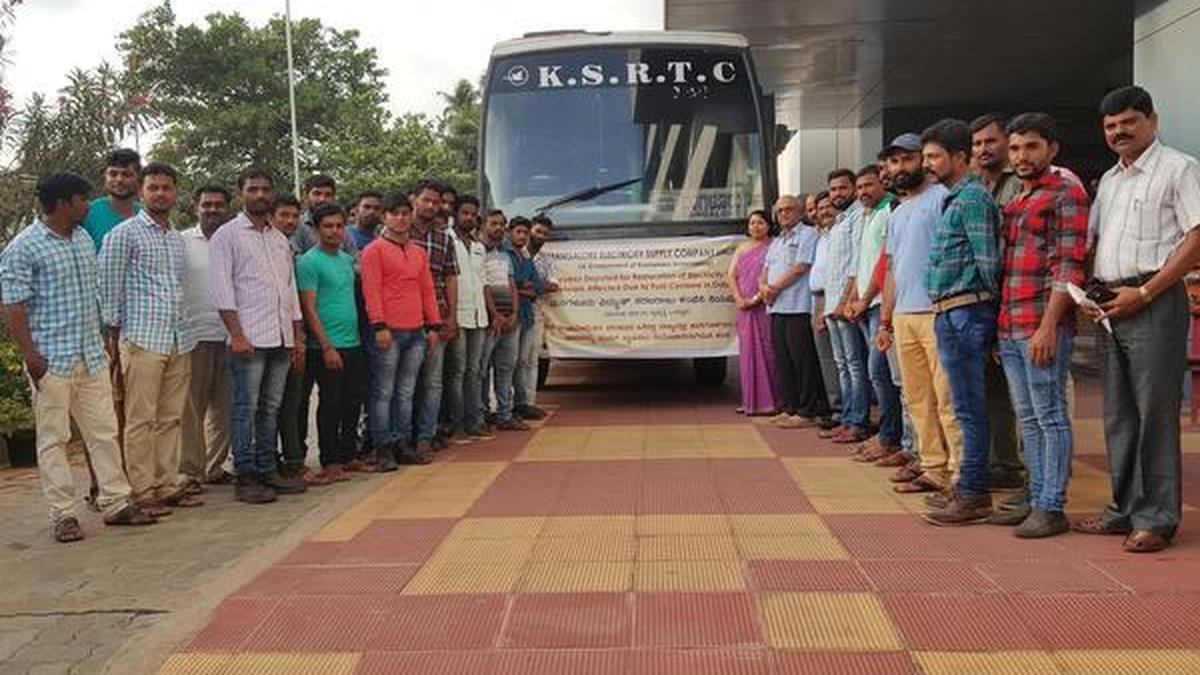 Mescom sends 60 powermen to Odisha - The Hindu