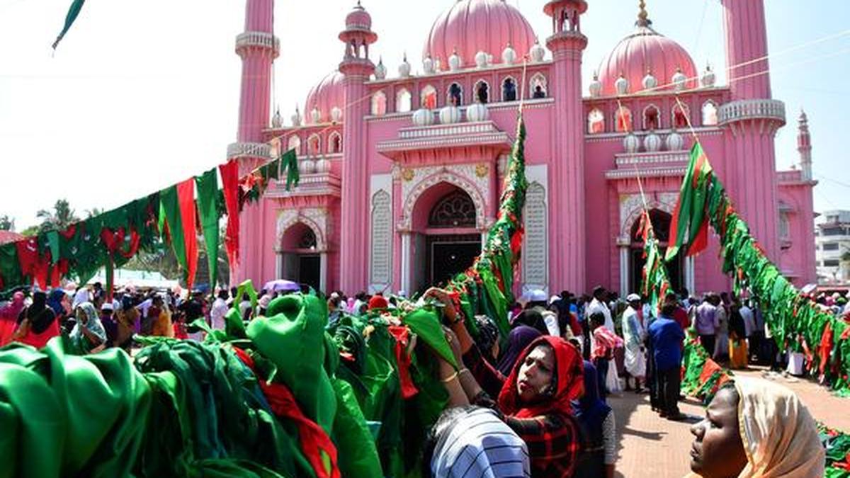 CAA finds space in Beemapally fete - The Hindu