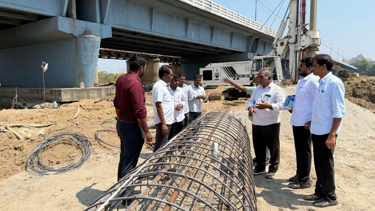 Construction of new bridge across Cauvery gathers steam - The Hindu