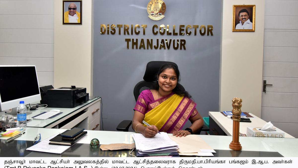 New Collectors assume charge in Thanjavur, Nagapatinam - The Hindu
