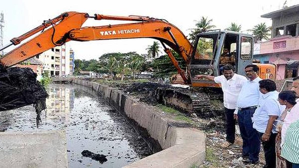 Drive to clear silt from sewage canal - The Hindu
