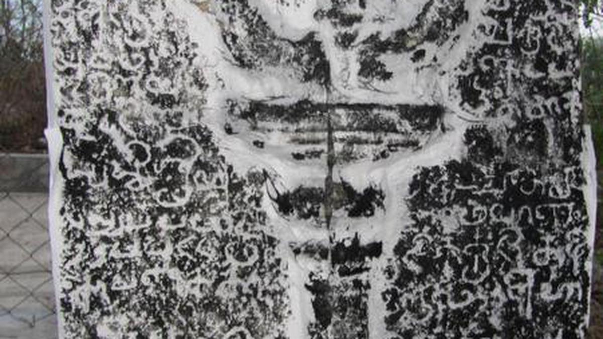 Inscriptions from Pallava, Chola periods found - The Hindu