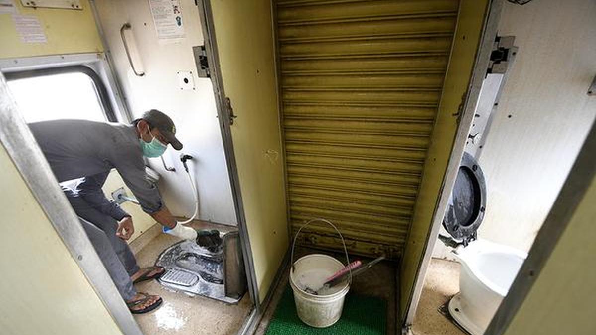 Bio-toilets fitted in over 300 coaches in Tiruchi Division - The Hindu