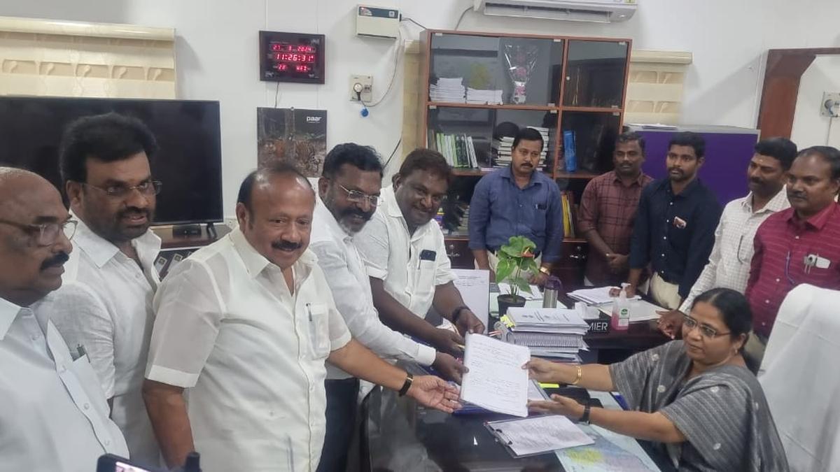 Thirumavalavan, Jothimani file nominations - The Hindu