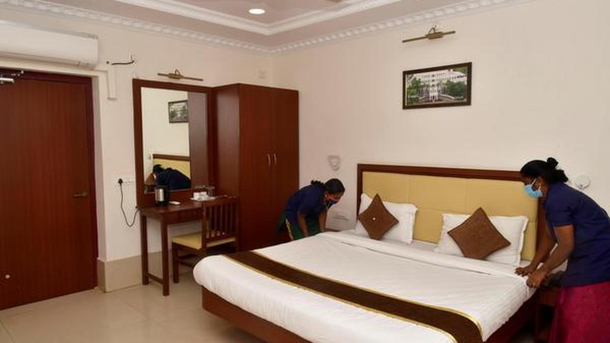 Retiring rooms reopen at Tiruchi junction - The Hindu