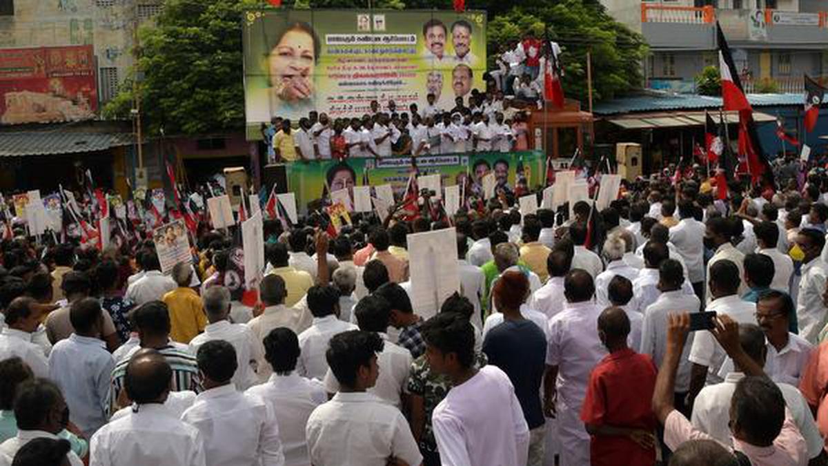 AIADMK cadre hold protest against DMK functionary - The Hindu AIADMK cadre hold protest against DMK functionary - The Hindu