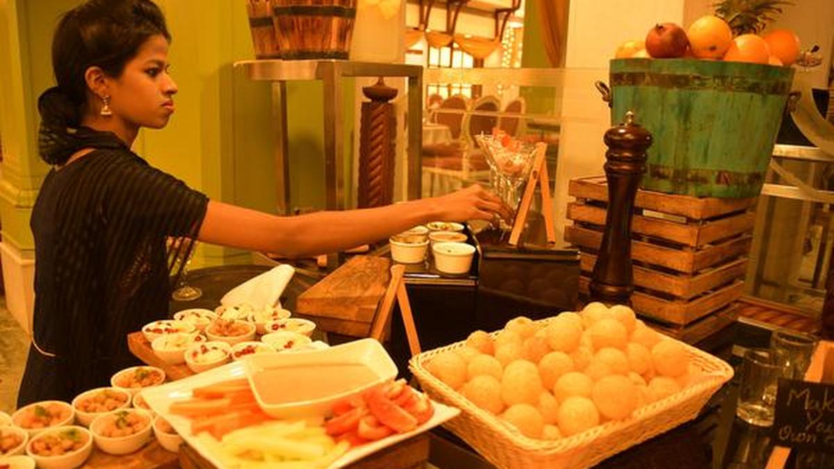 Lucknowi food festival under way - The Hindu