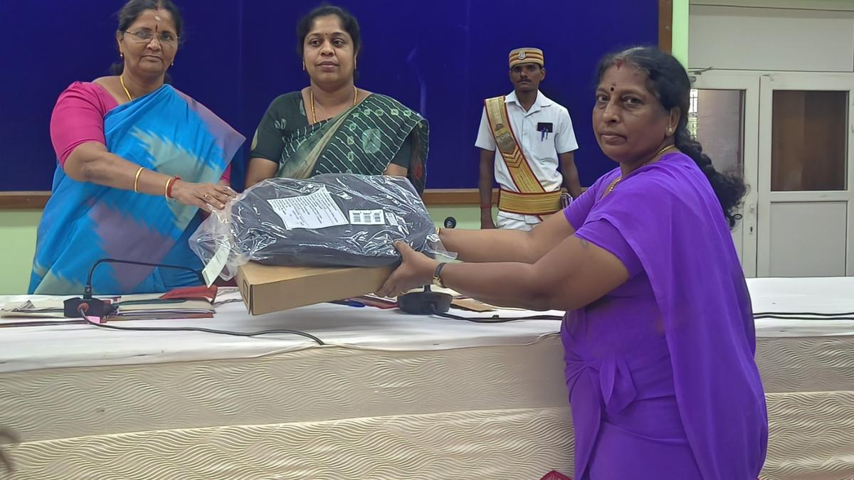 Sector Health Nurses in 29 PHCs of Perambalur district get laptops ...