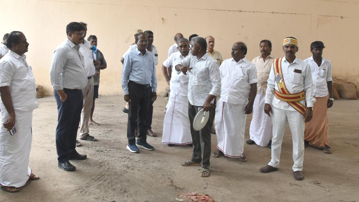 Tamil Nadu Civil Supplies Corporation to move 8,000 tonnes of paddy ...