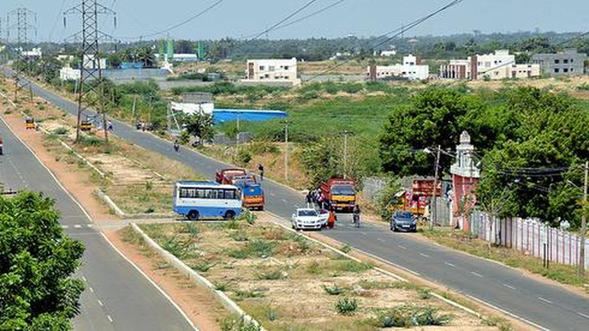 Residents seek speed breakers on the stretch linking Gundur with IT ...