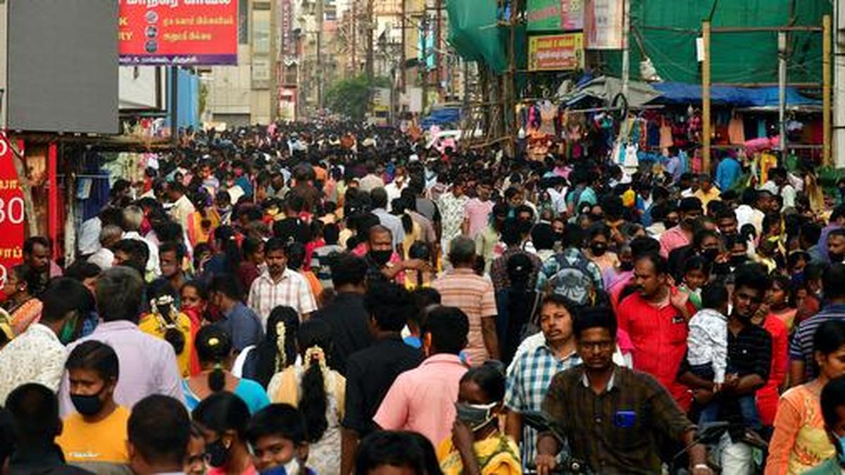 As Deepavali nears, social distancing goes for a toss - The Hindu