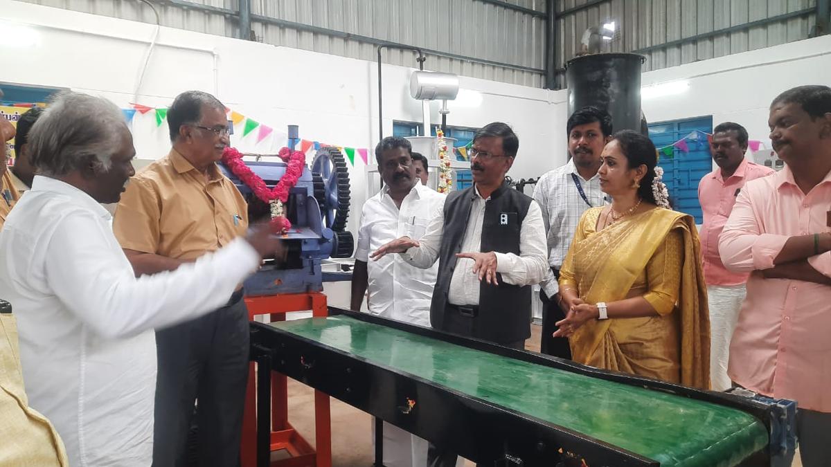 Jaggery unit of FPO commissioned in Thanjavur - The Hindu