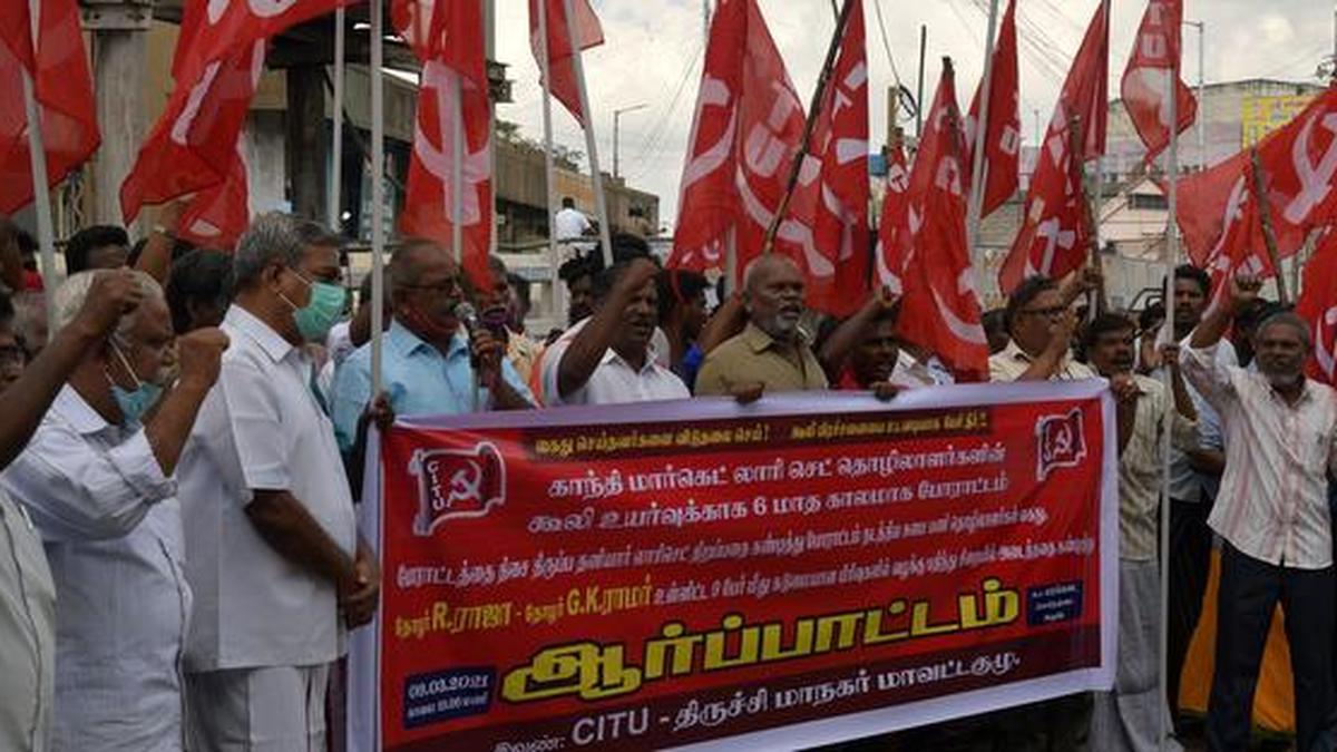 CITU members stage demo - The Hindu