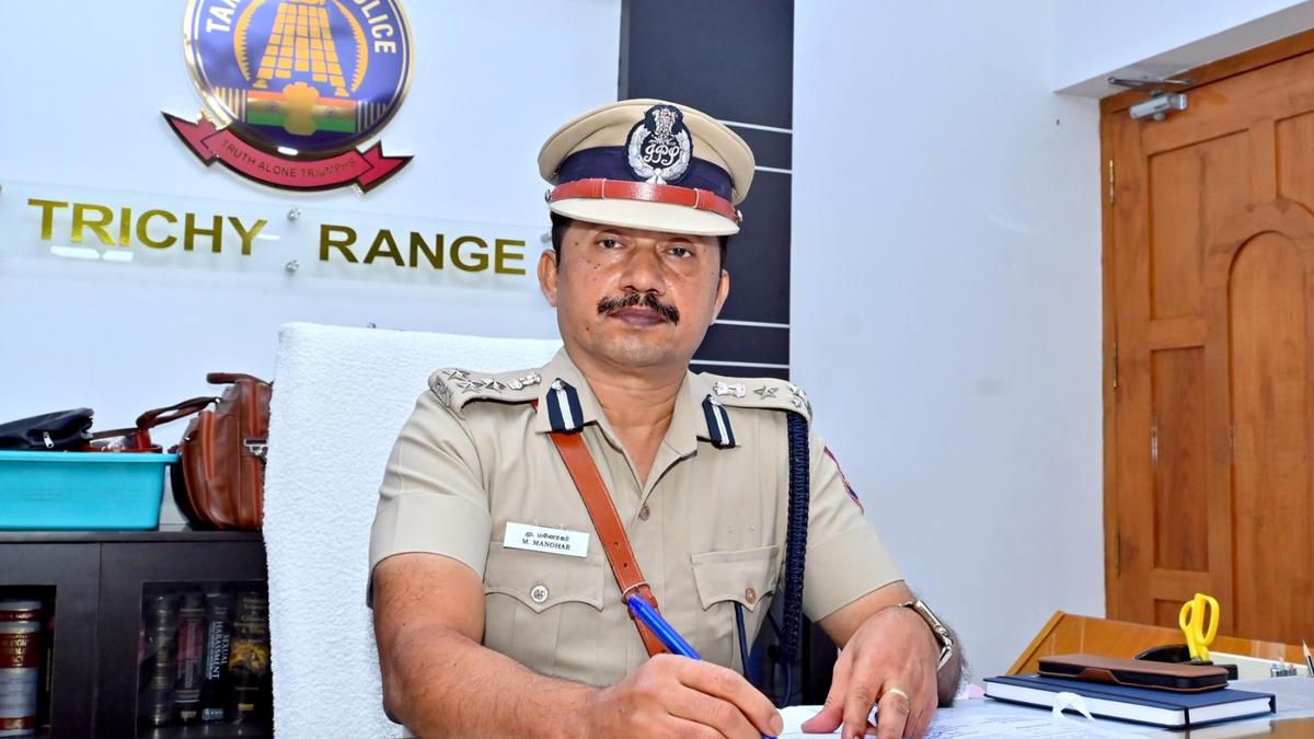 M. Manohar takes charge as DIG, Tiruchi Range - The Hindu