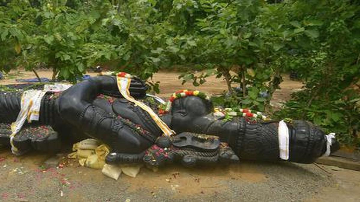 37-foot tall stone idol of Lord Anjaneyar to be installed at Melur ...