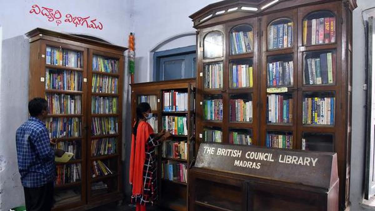 Library spruced up for Vice-President’s visit - The Hindu