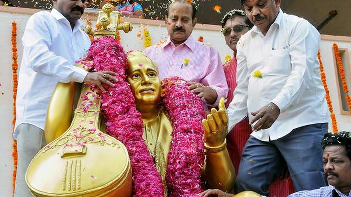 Exclusive gallery for Ghantasala at Bapu Museum: Mandali - The Hindu