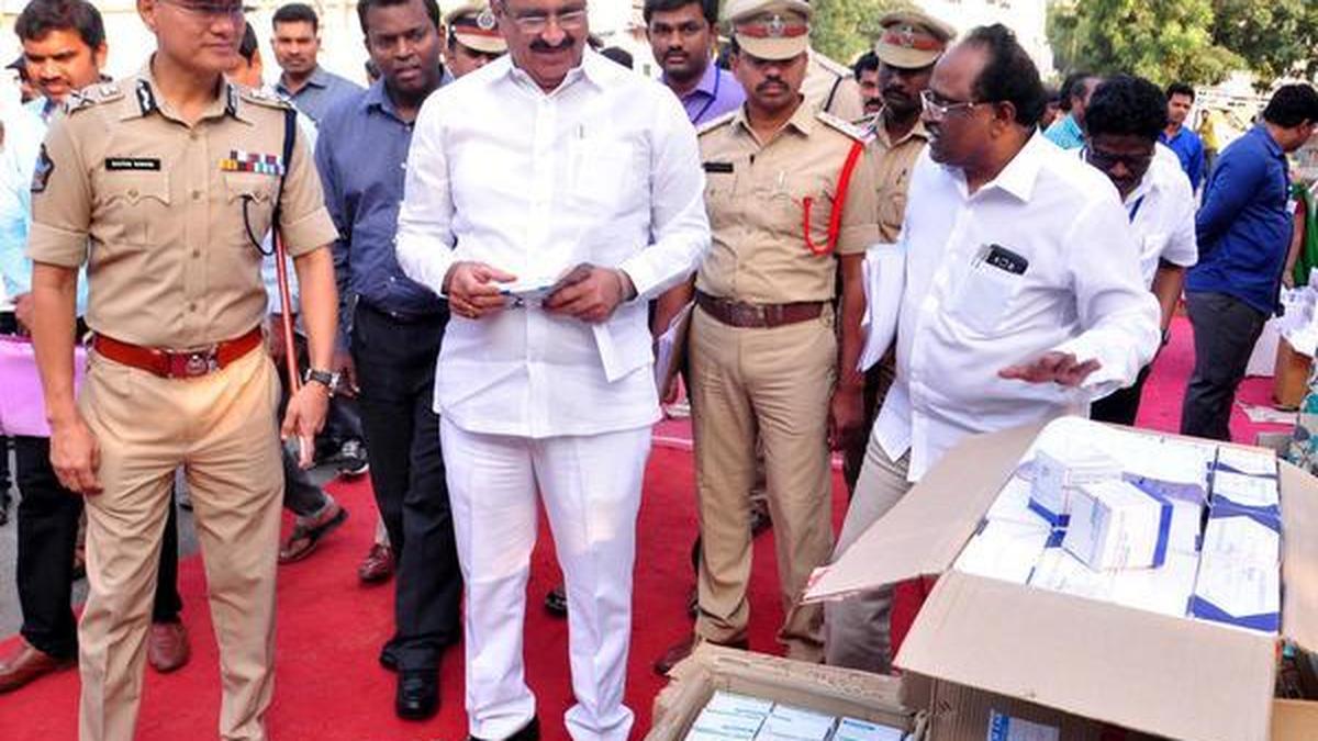 Spurious drug racket busted by city police, DCA - The Hindu