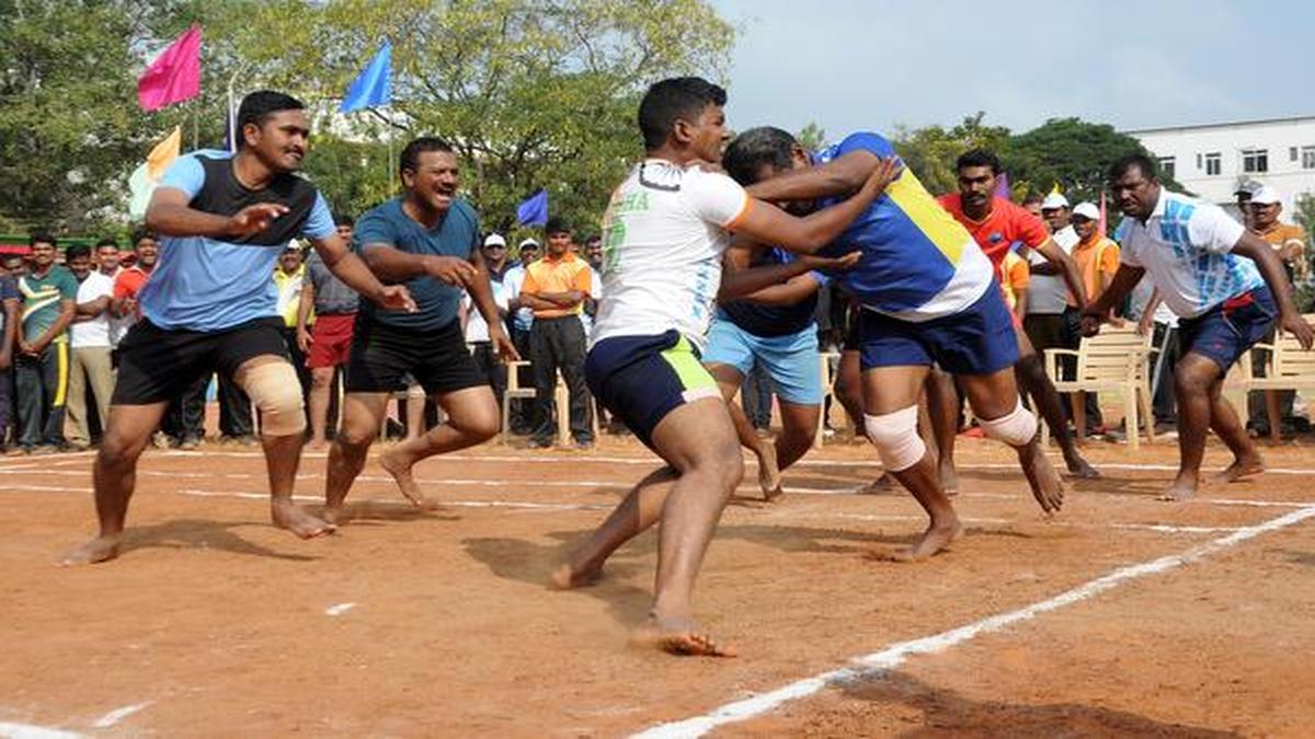 Annual police sports and games meet begins - The Hindu