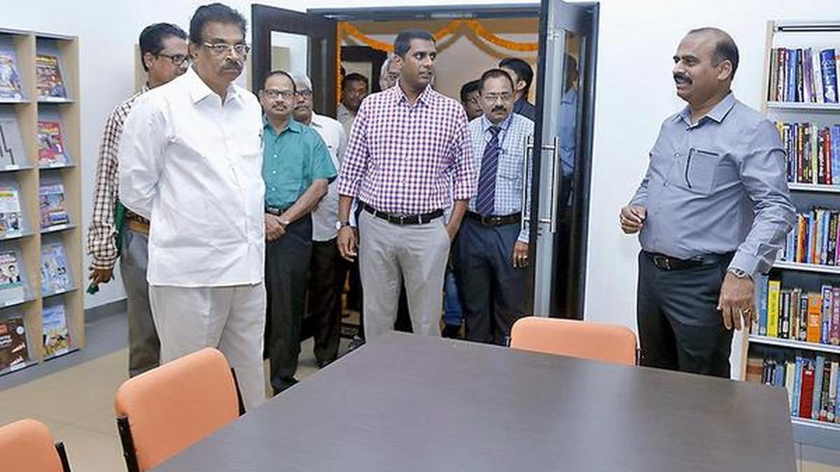Visakhapatnam Public Library sports a new look - The Hindu