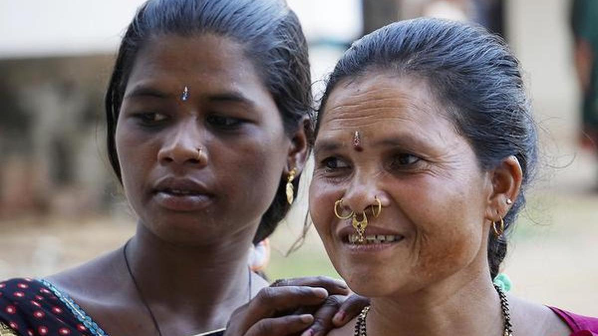 Adivasi women oppose Dallapalli tourism project - The Hindu