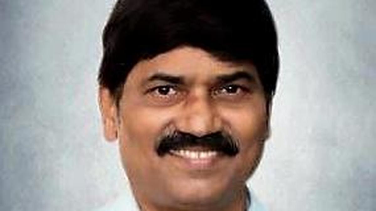 Prasad Reddy given additional charge of AU Vice-Chancellor - The Hindu