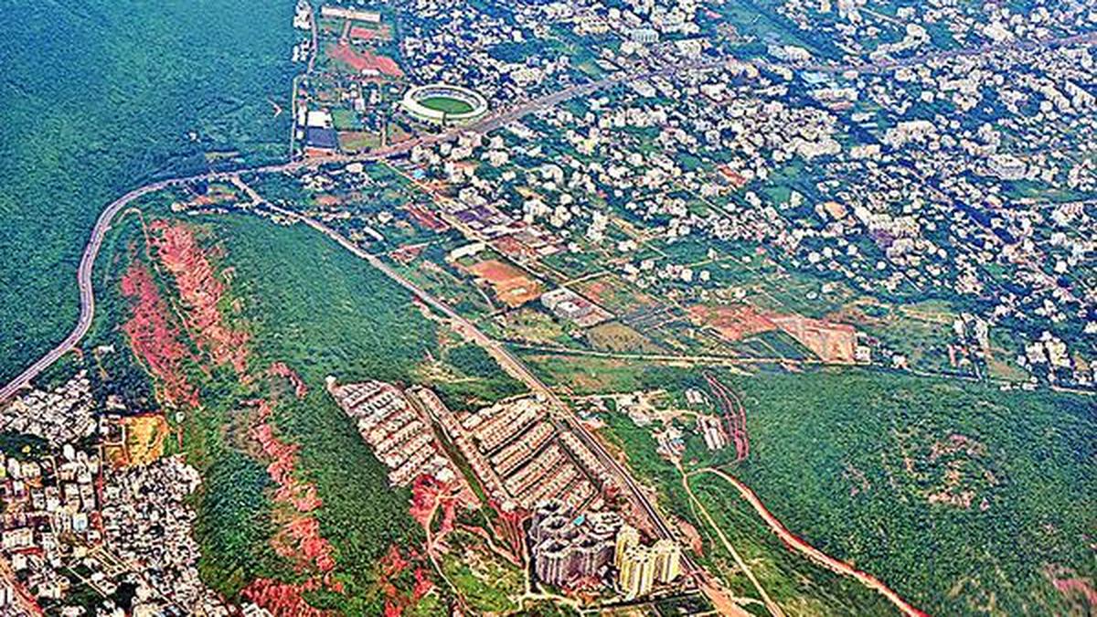 Residents seek construction of foot overbridge at Madhurawada - The Hindu