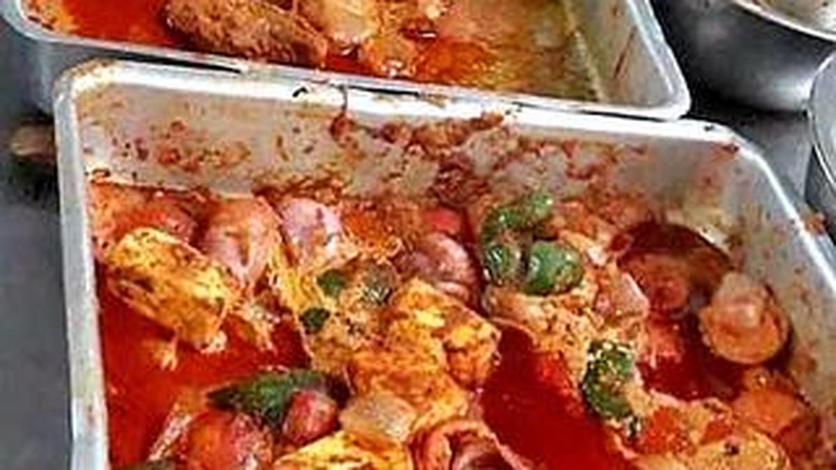 Restaurants found serving stale food - The Hindu