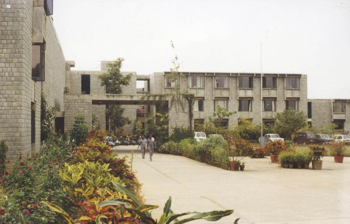 Cheating case: HC orders relief to 9 IIM-B students - The Hindu