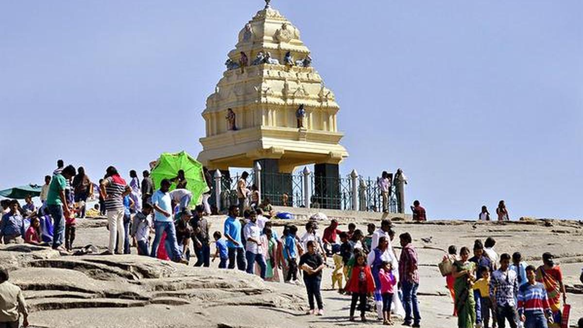 Entry, parking fees at Lalbagh set to go up - The Hindu