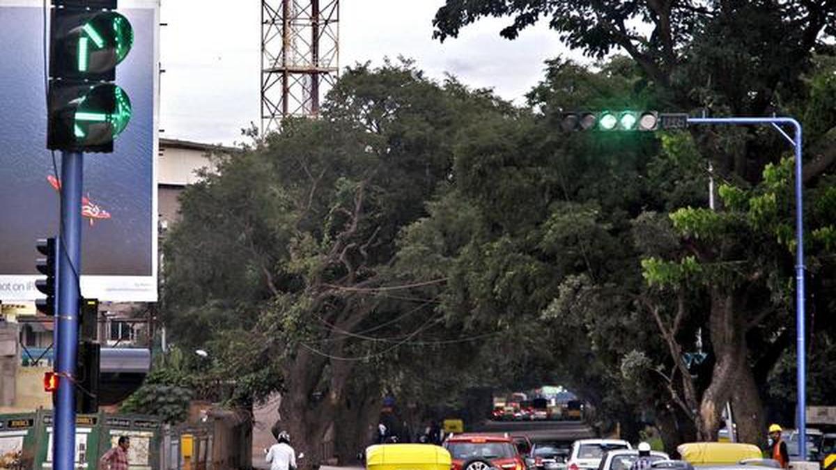 Fixed-time traffic signals to be eliminated at some junctions in ...