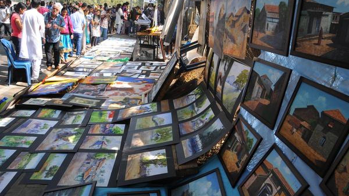 Chitra Santhe turns 15 this year - The Hindu