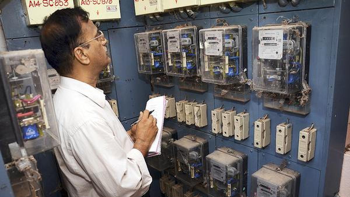Bescom to install prepaid smart meters in government buildings - The Hindu
