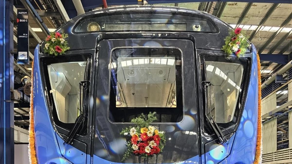 Chennai Metro Rail’s first driverless train ready - The Hindu